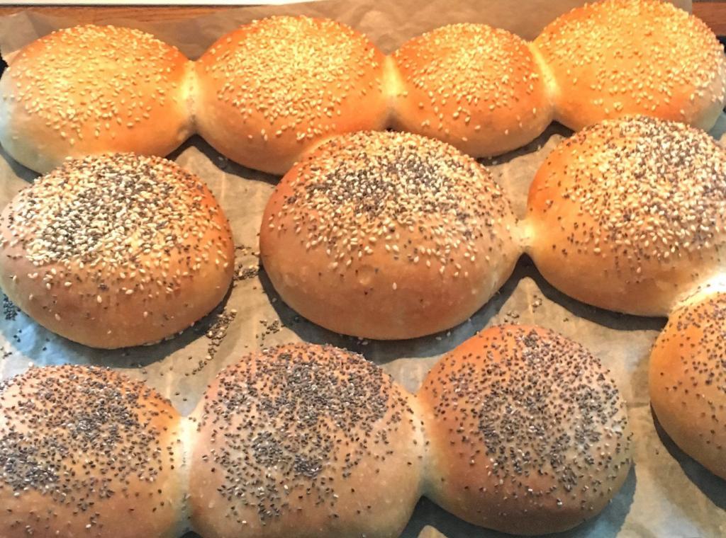 Perfekte og sprøde rundstykker - Vores Opskrifter